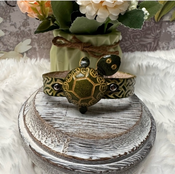 Hand Crafted | Jewelry | New Genuine Leather Turtle Bracelet | Poshmark